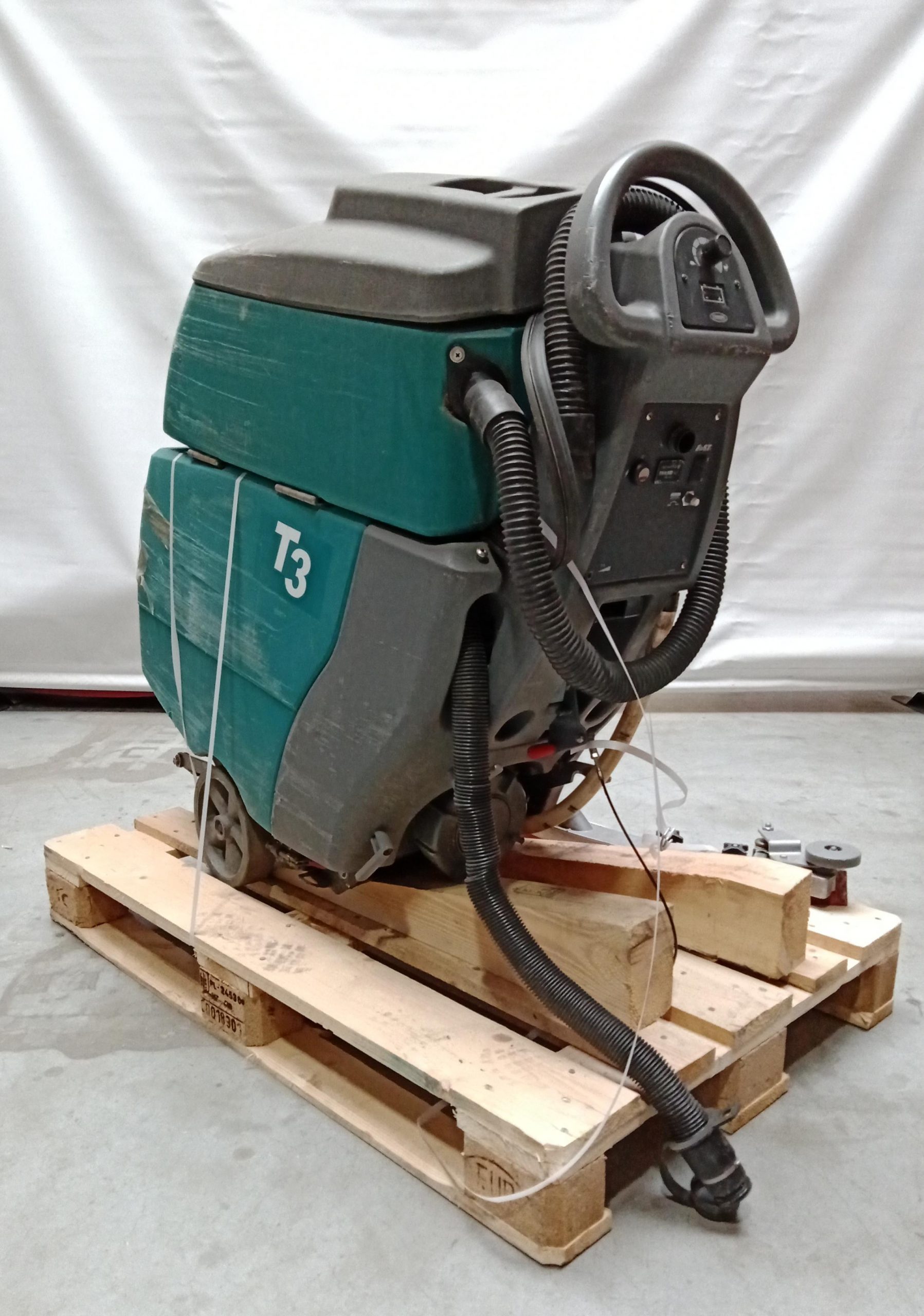 Kup T3 SCRUBBER DRYER 50CM DISC (T3-30415139) – odnowiona maszyna ...